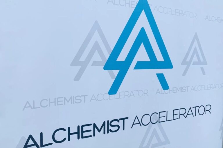 How to Get Accepted to Alchemist Accelerator - XRaise
